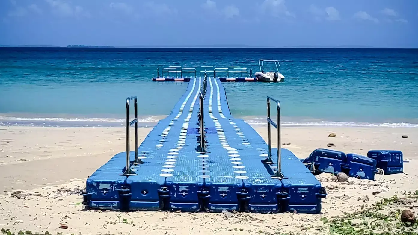 Lalaji Bay Beach (Long Island)